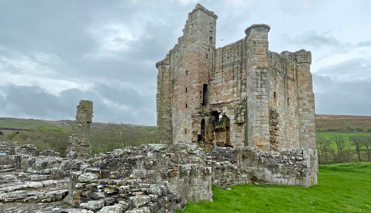 Edlingham Castle – Dream of Travel – Live the Dream